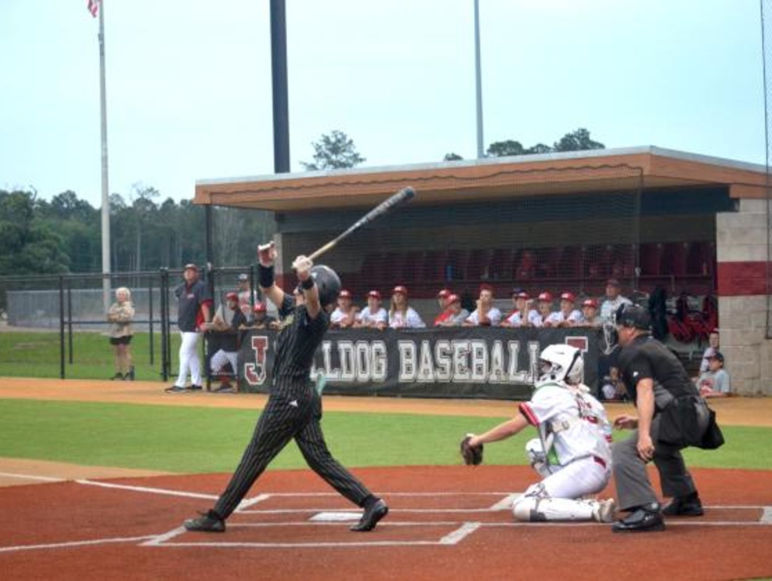 Anahuac puts four on 22-3A 1st Team