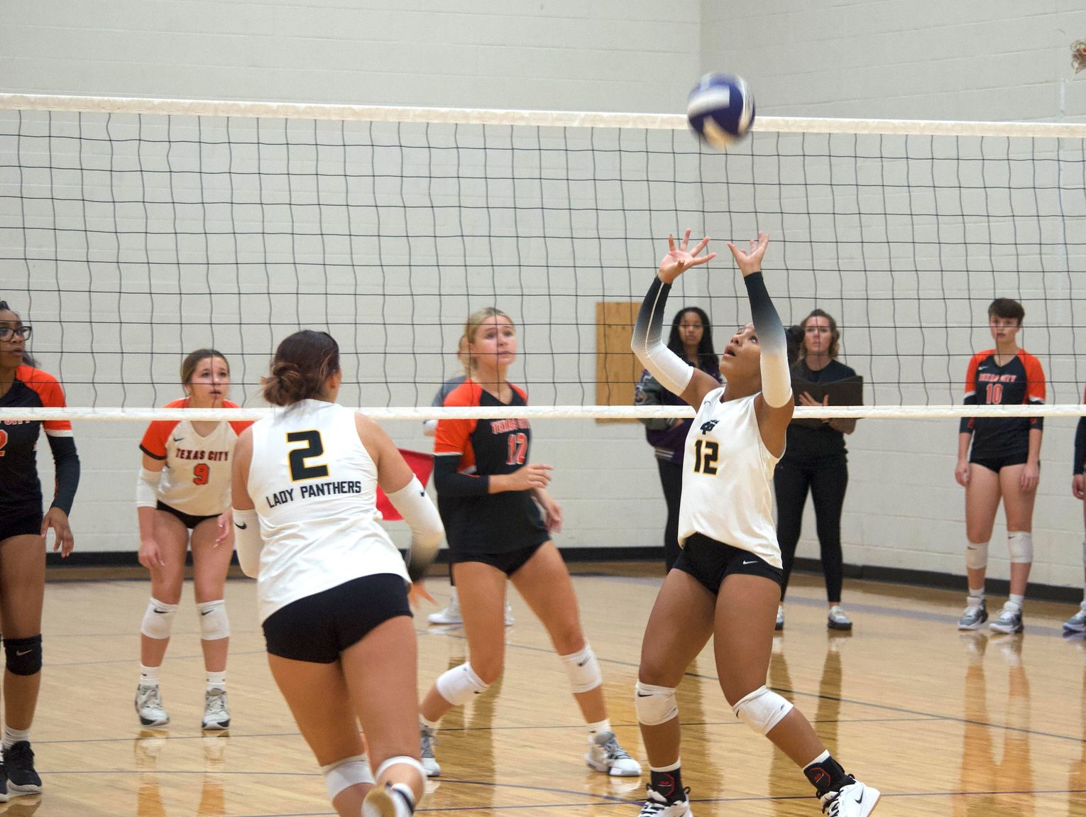 Lady Panthers take the sting out of Texas City