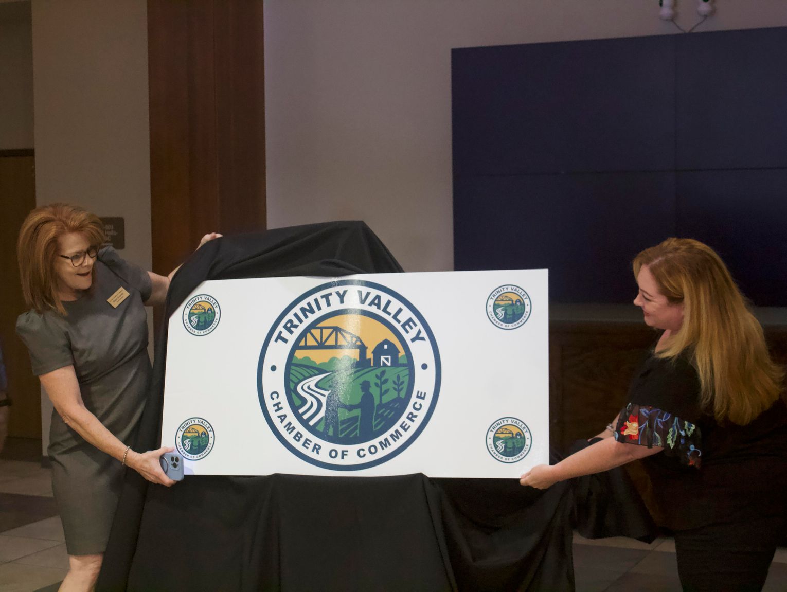 Trinity Valley Chamber unveils new logo